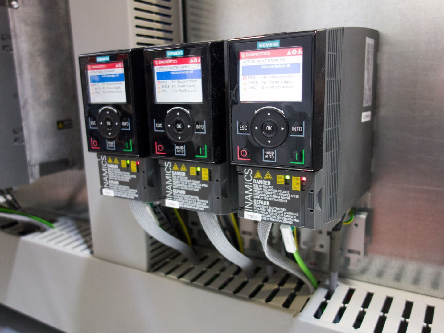 Axis Controls :: Control and automation panels